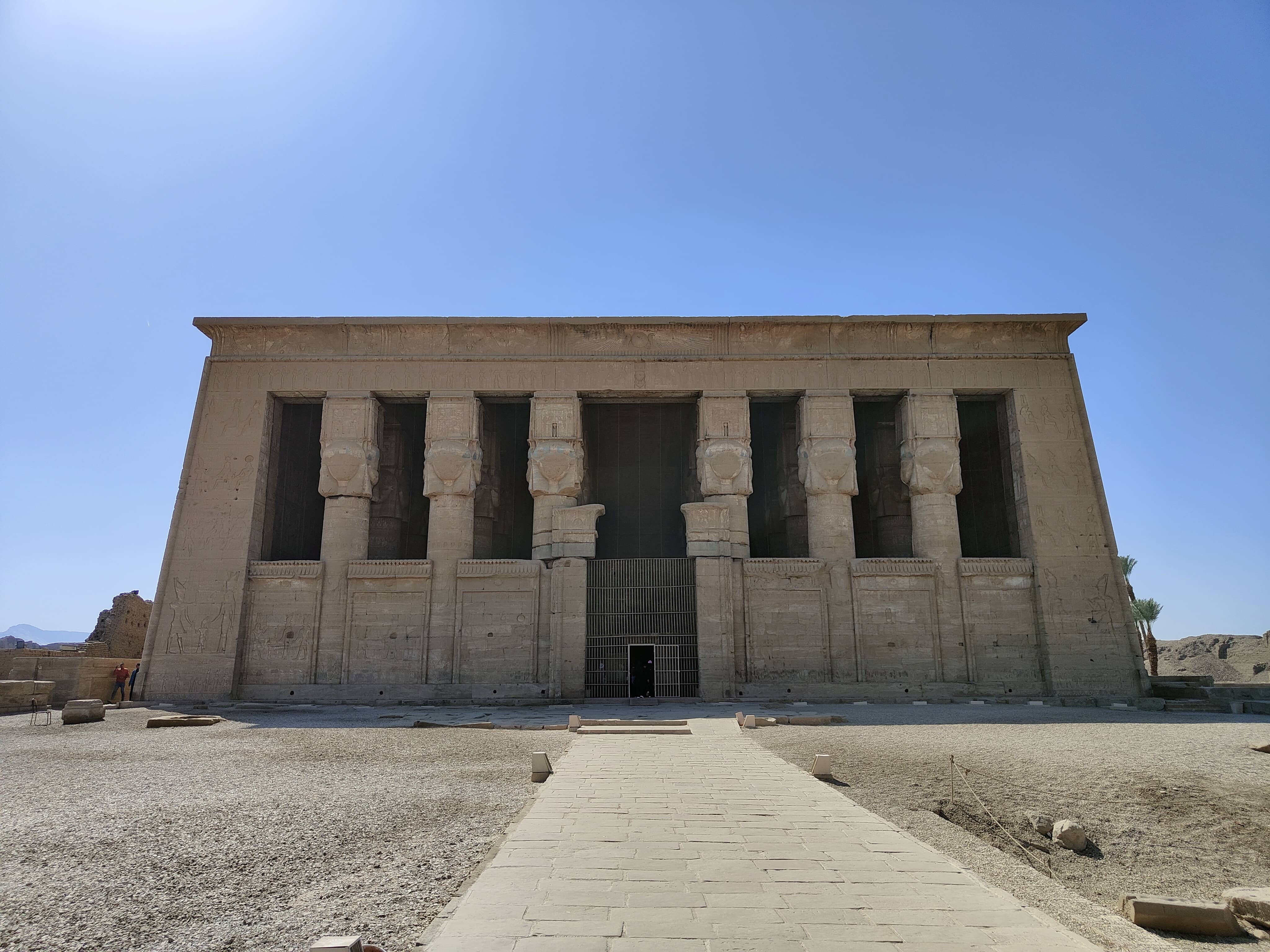 Temple of Hathor, Dendara and El Gouna, Red Sea – Trouspinet travels
